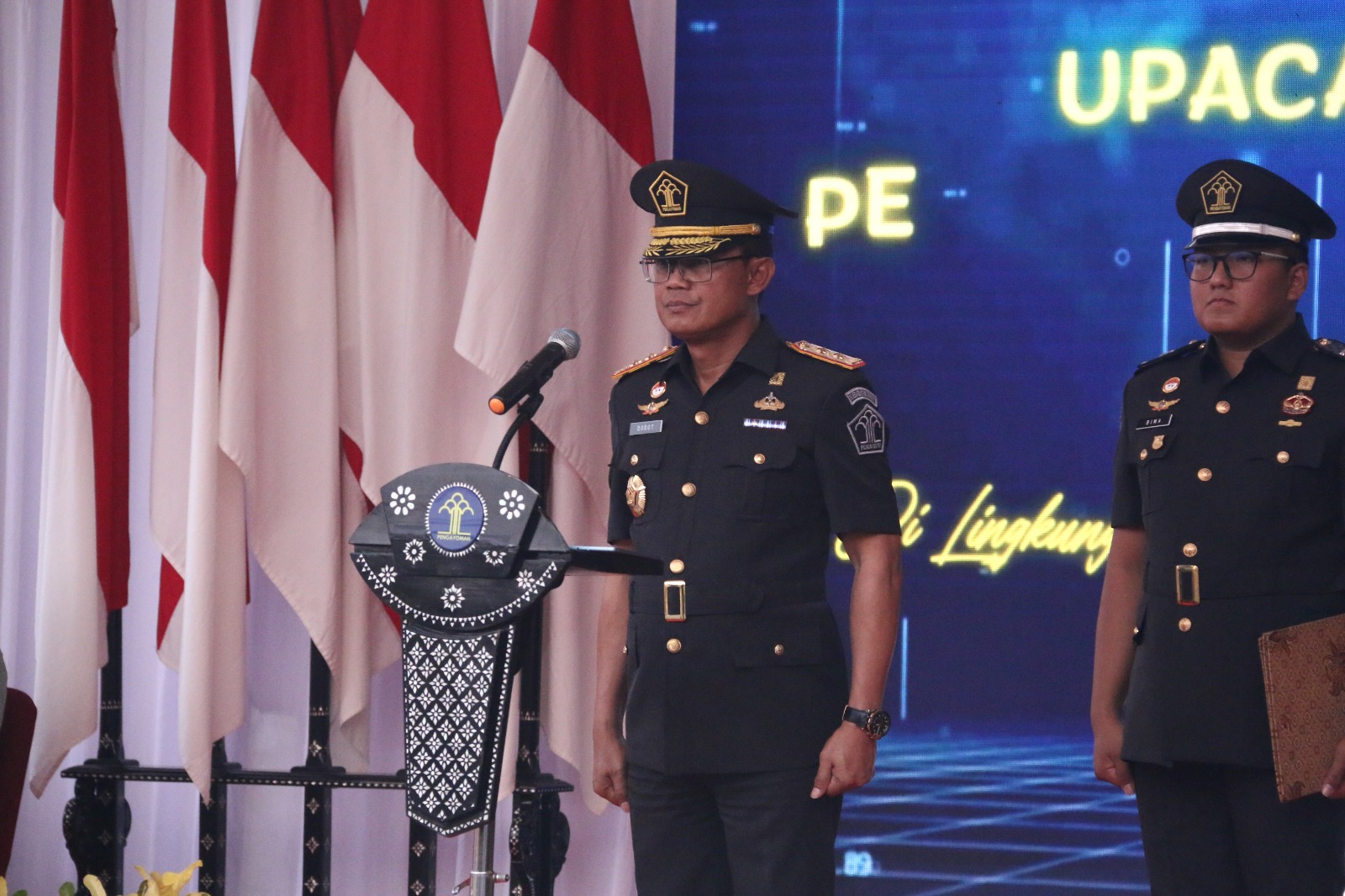 Kakanwil Lantik dan Ambil Sumpah Pejabat Administrasi, 7 Diantaranya Kepala Satker - banten ...